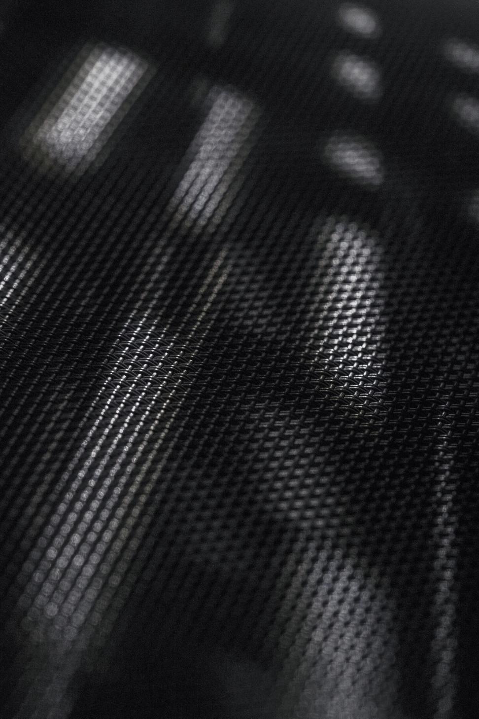 DE | Textilene Schwarz Materialseite | artelia.at